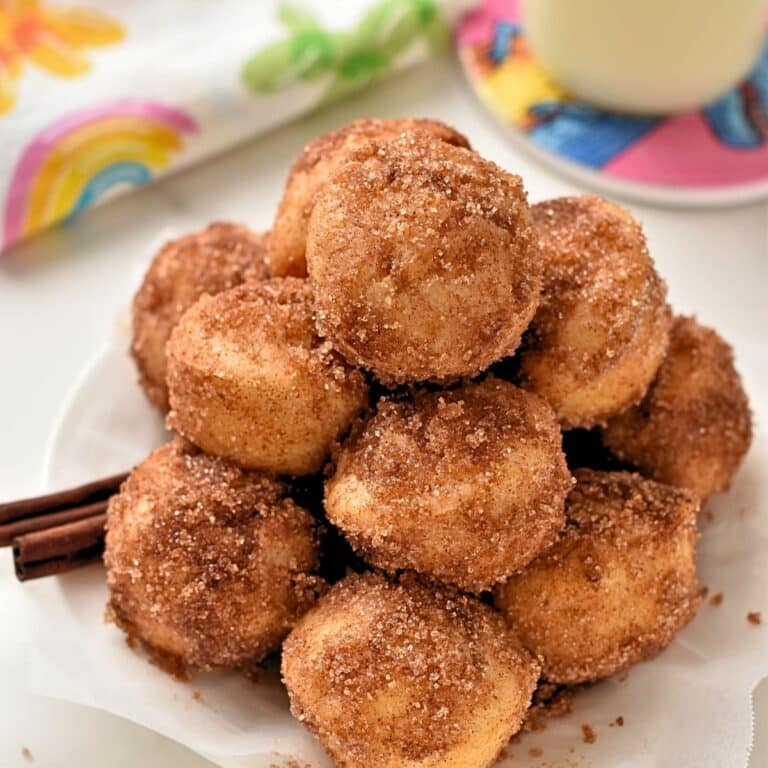 Baked Donut Holes (4 Ingredients) - The Conscious Plant Kitchen